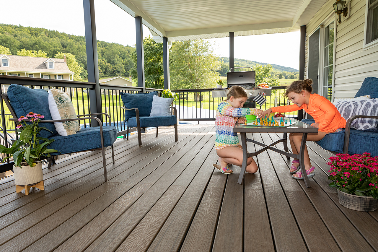 Best Features to Add to Your Deck if You Have Children | Trex